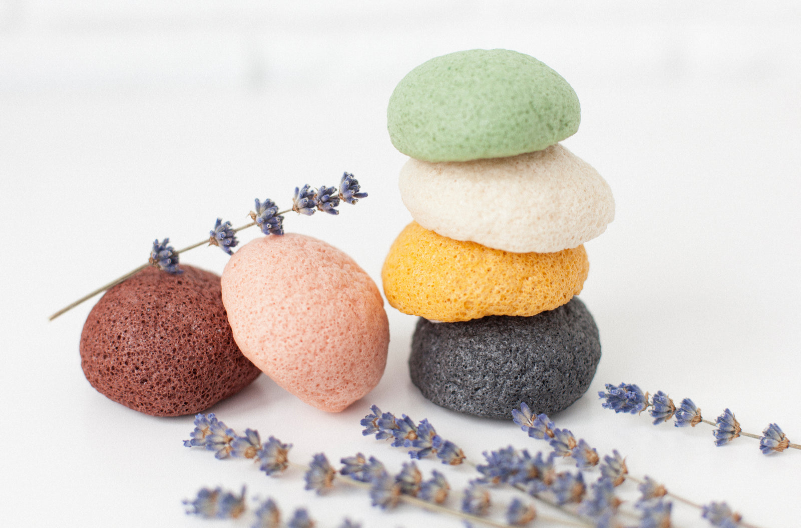 Konjac Sponge Guide: Benefits, Usage, and Care Tips for Healthy Skin